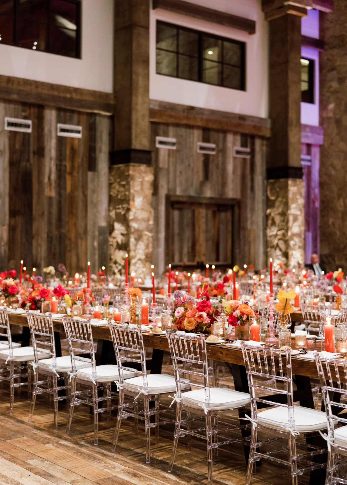 Amy and Hunter's Texan Wedding - thefloraleclectic.com