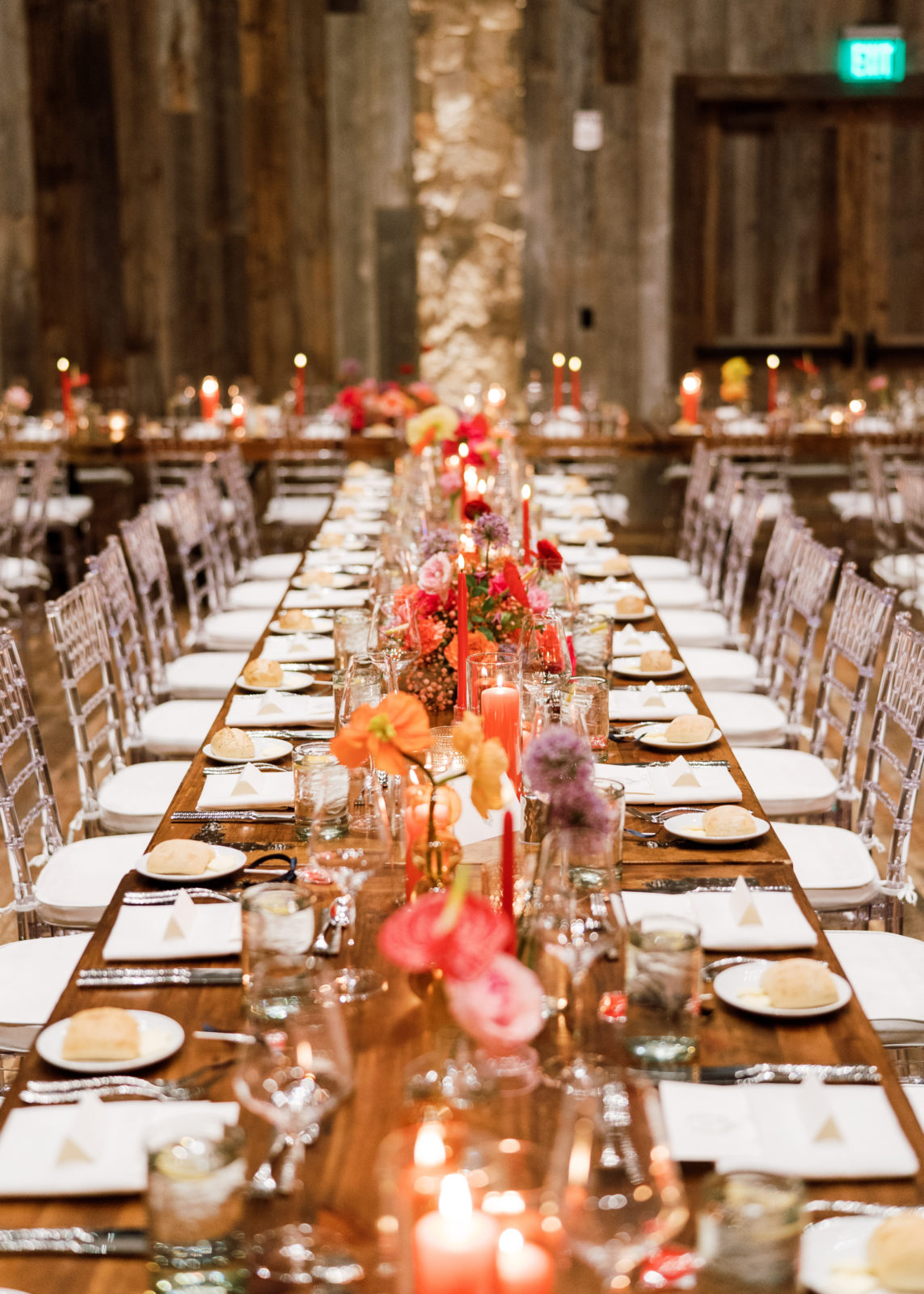 Amy and Hunter's Texan Wedding - thefloraleclectic.com