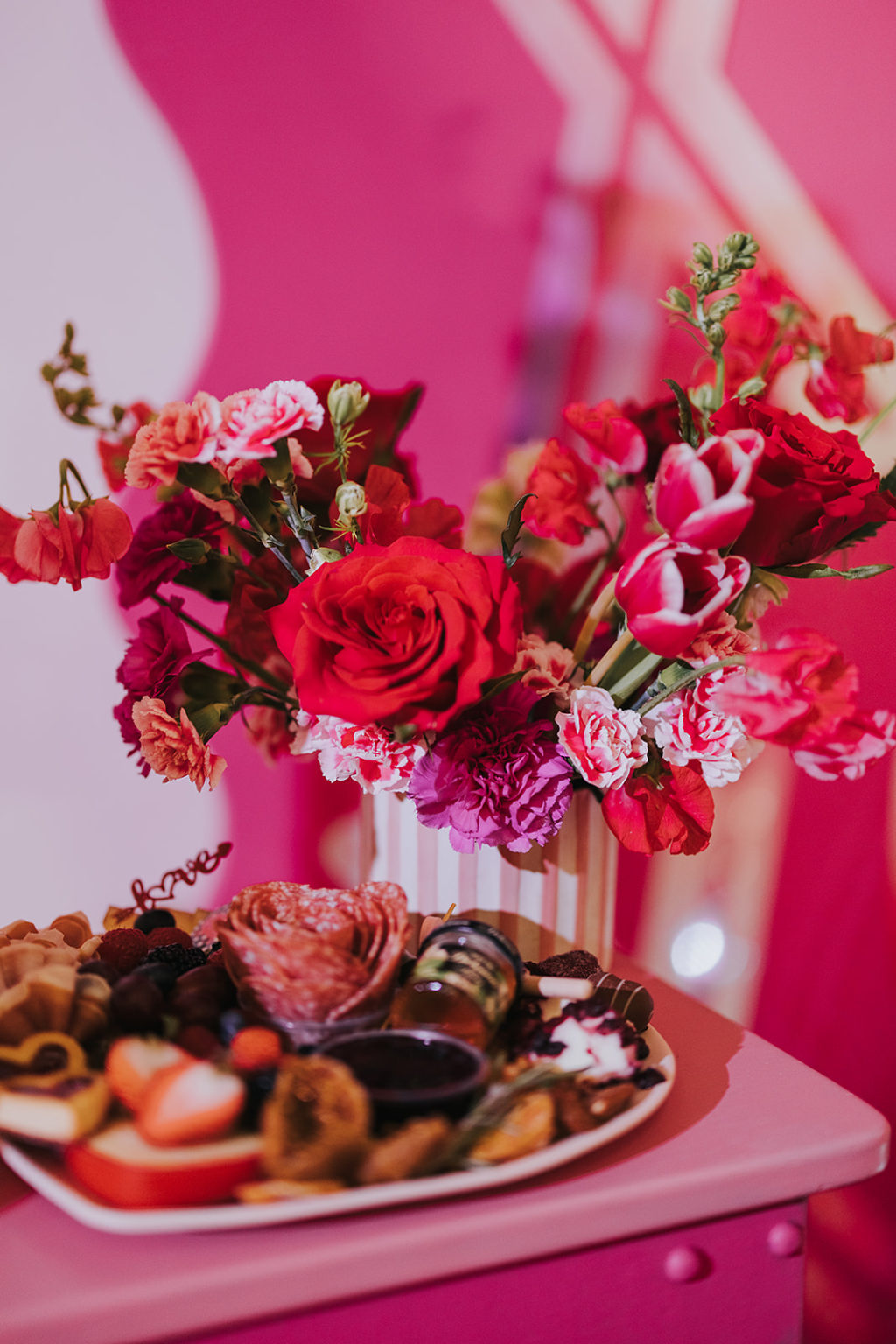 Romantic Floral Inspiration for Valentine's Day - thefloraleclectic.com