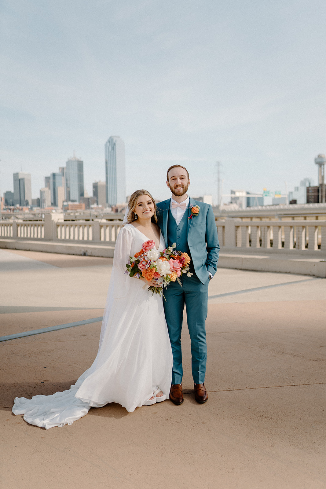 Grace + Dillon’s Art Deco Wedding - thefloraleclectic.com